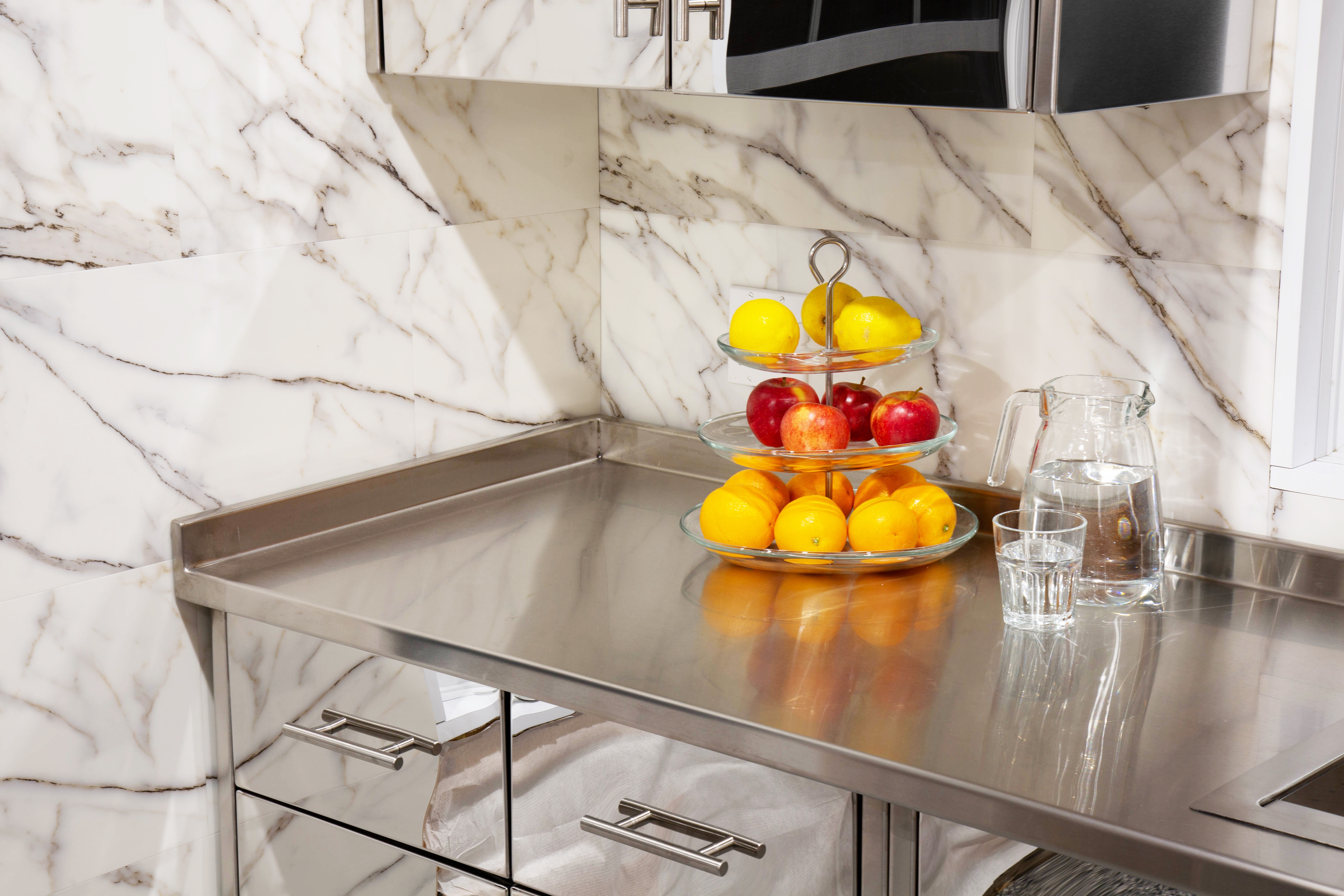 Stainless Steel Counters | LS Bilodeau